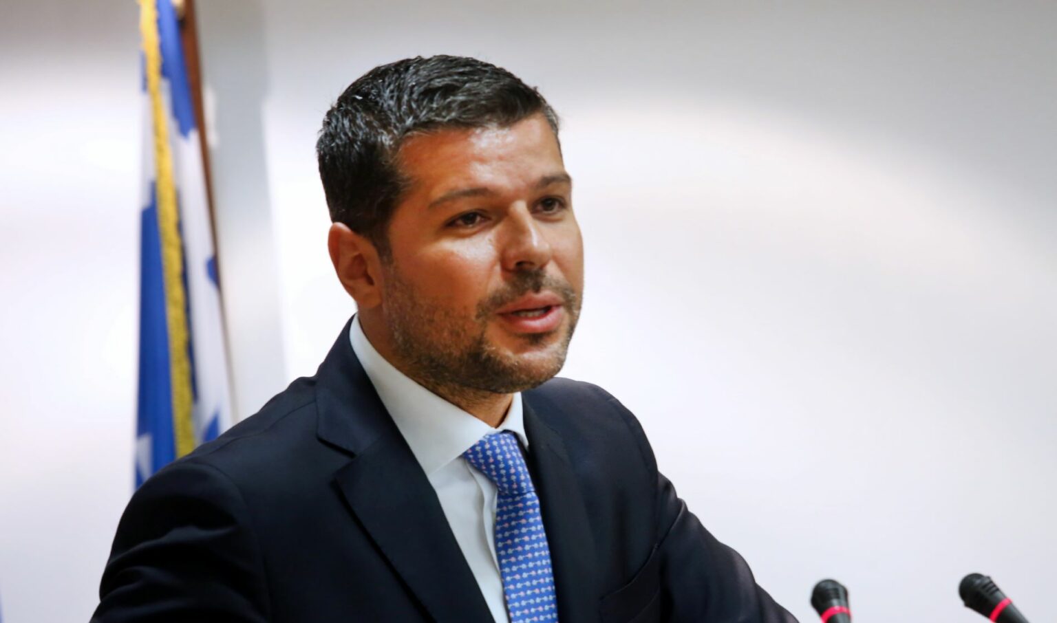 ΔΕΗ: Πέντε νέα καταστήματα στην Αθήνα