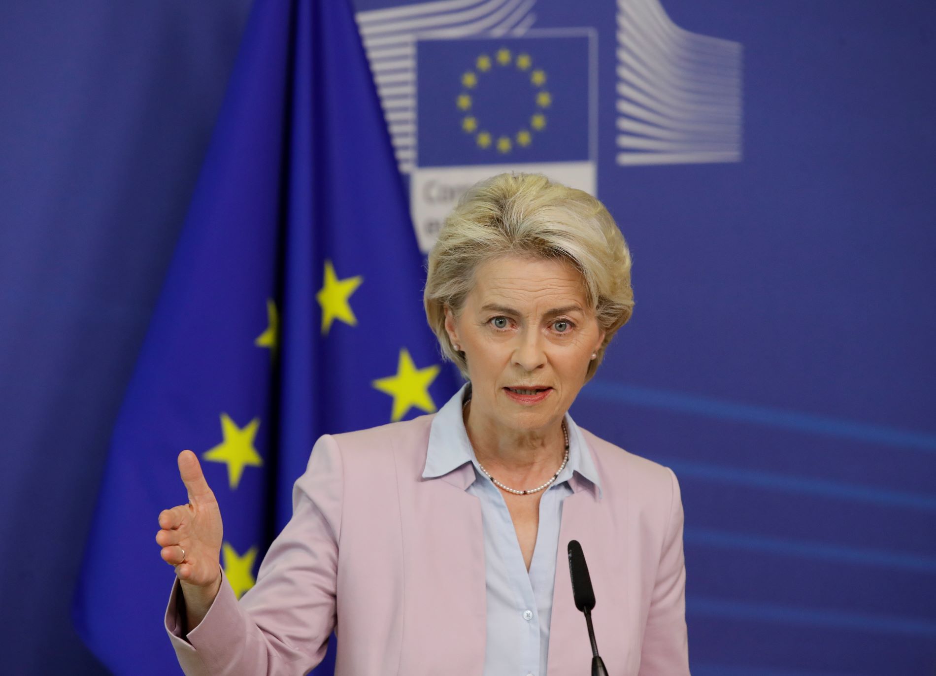 Φον ντερ Λάιεν: Εξετάζεται πρόσθετη χρηματοδότηση για το αέριο