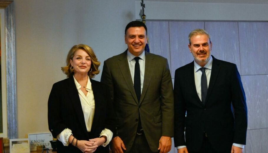 Κικίλιας: Σύσκεψη με τον ΕΟΤ για τον τουρισμό του 2023