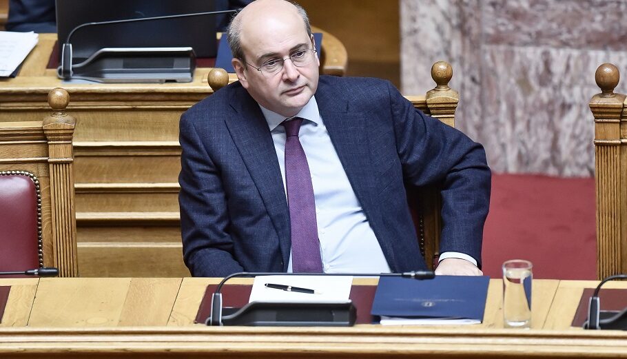 Χατζηδάκης: Την επόμενη εβδομάδα η τροπολογία για τον κατώτατο μισθό