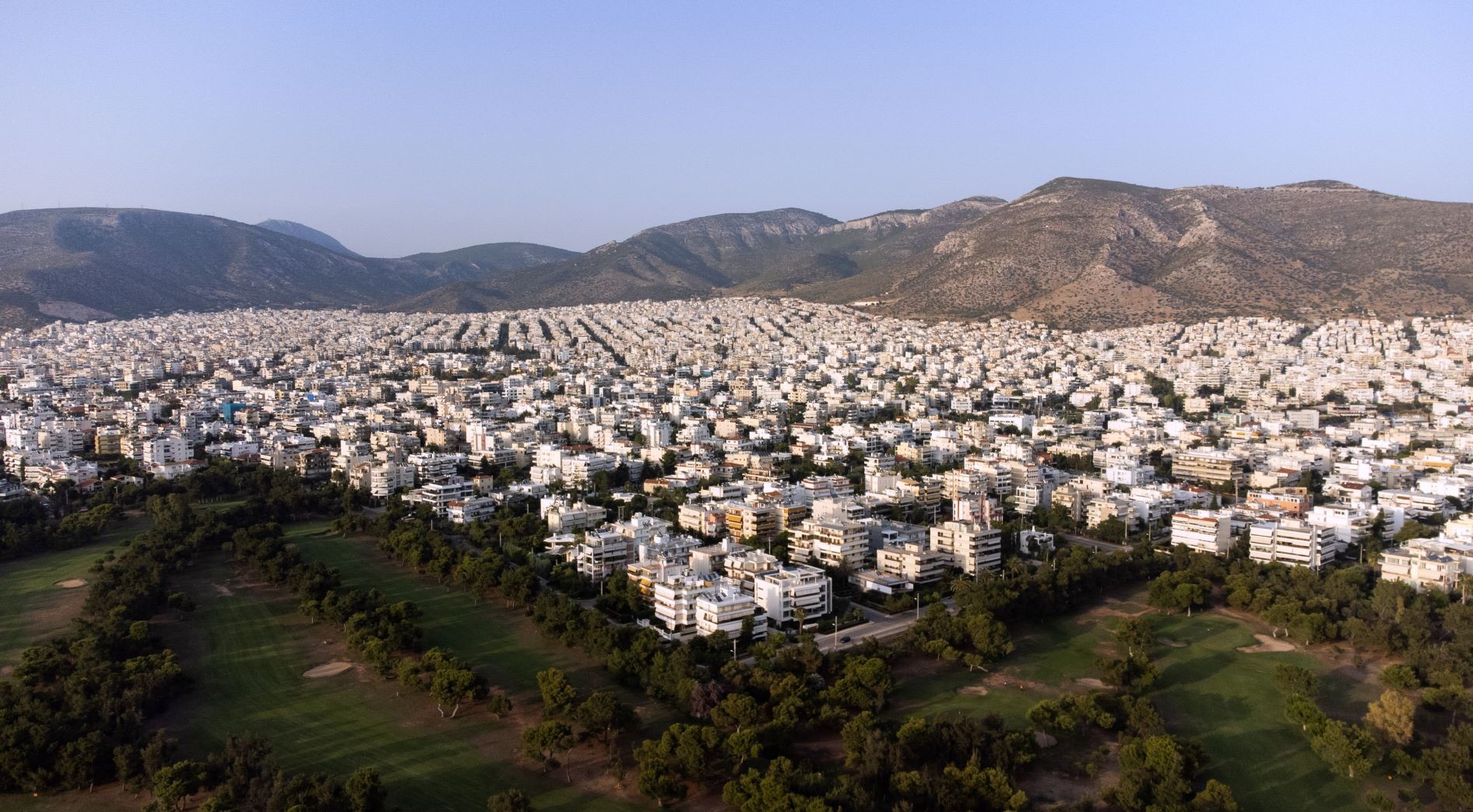 Τα πρώτα ρήγματα στην αγορά ακινήτων - Οι προβλέψεις των ειδικών