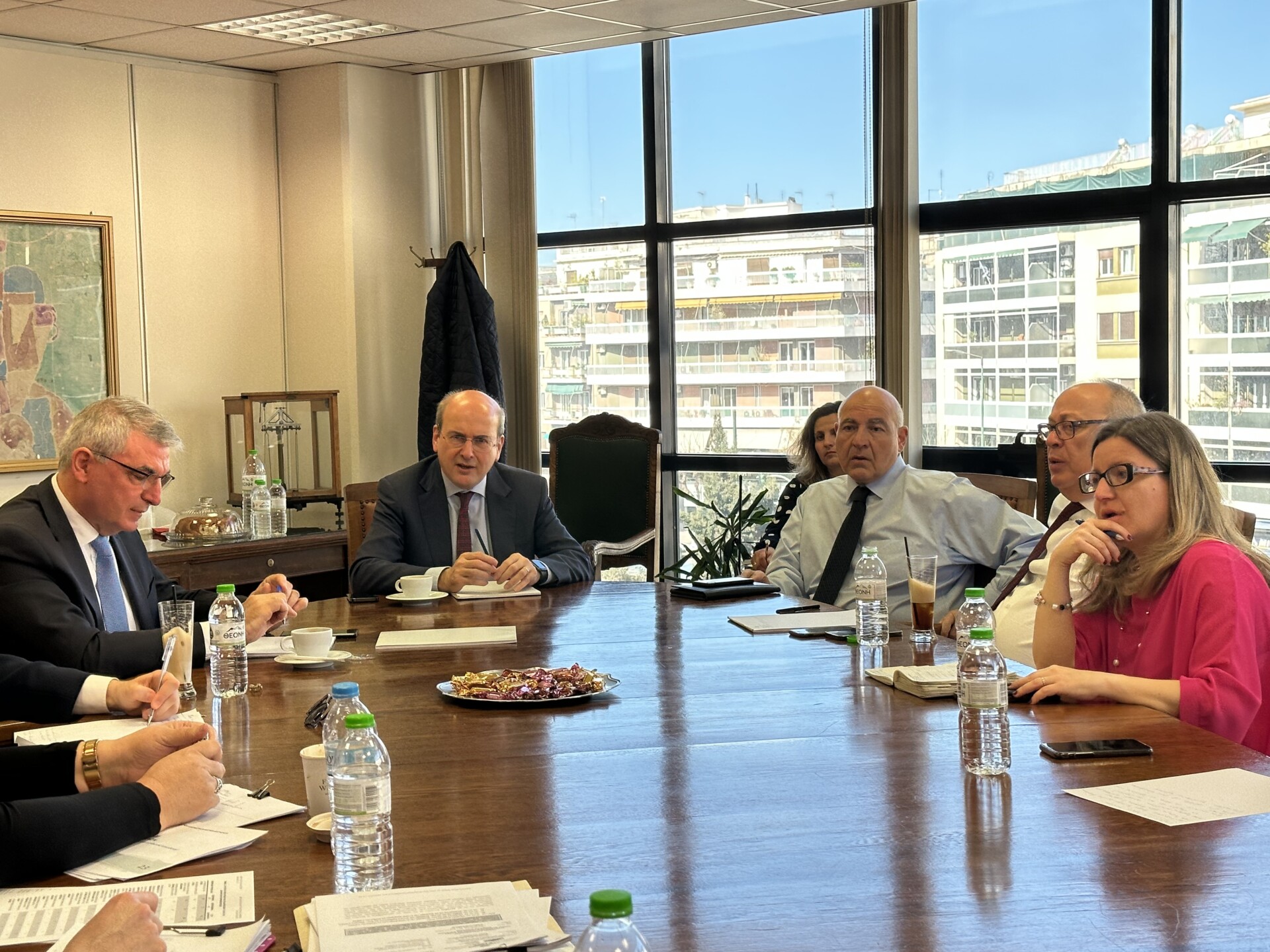 Χατζηδάκης: Άμεσα οι αιτήσεις για παραγραφή χρεών στον ΕΦΚΑ