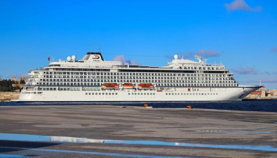 Στη Σούδα το κρουαζιερόπλοιο Viking Saturn με 863 επιβάτες