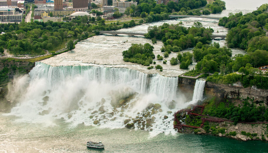 Καναδάς: Σε έκτακτη ανάγκη ο Νιαγάρας λόγω έκλειψης ηλίου