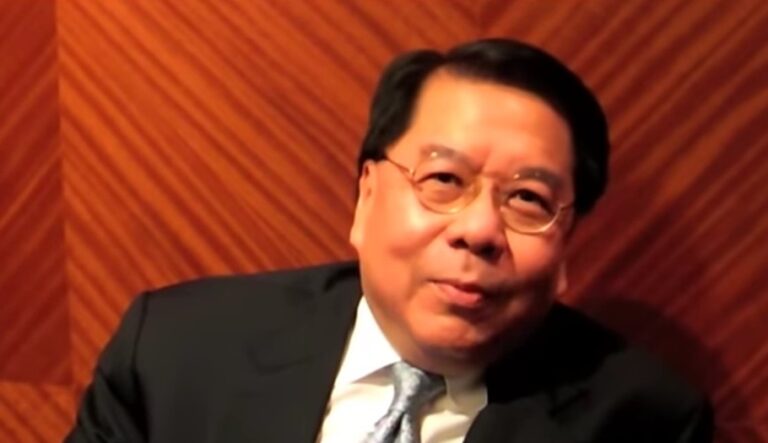 Σιγκαπούρη: Γόνος της οικογένειας Τανγκ πουλάει έπαυλη 62 εκατ.