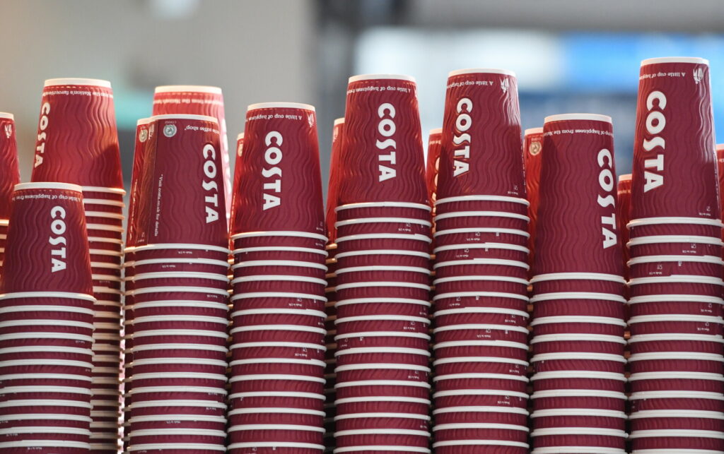 Costa Coffee: Κρίσιμες διαπραγματεύσεις με την TDR, αγκάθι η αποτίμηση