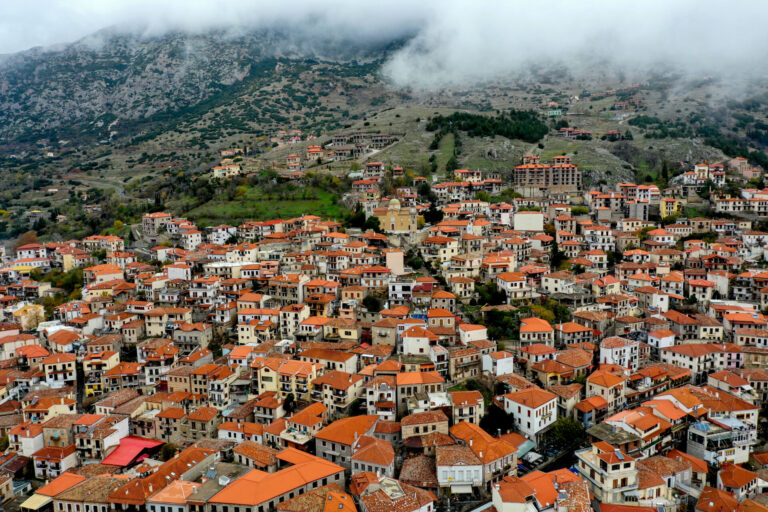 Βαρομετρικό χαμηλό για τις χειμερινές εξοχικές κατοικίες, πτώση άνω του ...