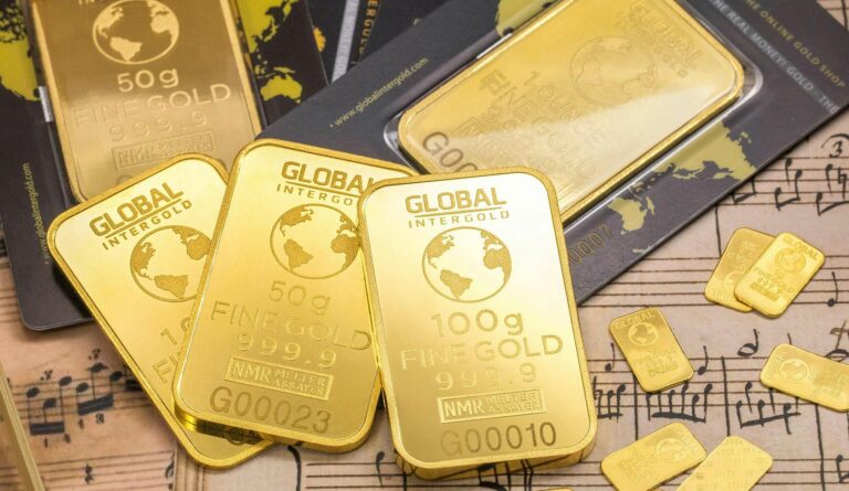 Χρυσός: Κάτω από τα 4.200 δολάρια - Η Goldman Sachs "βλέπει" τα 4.900 ...